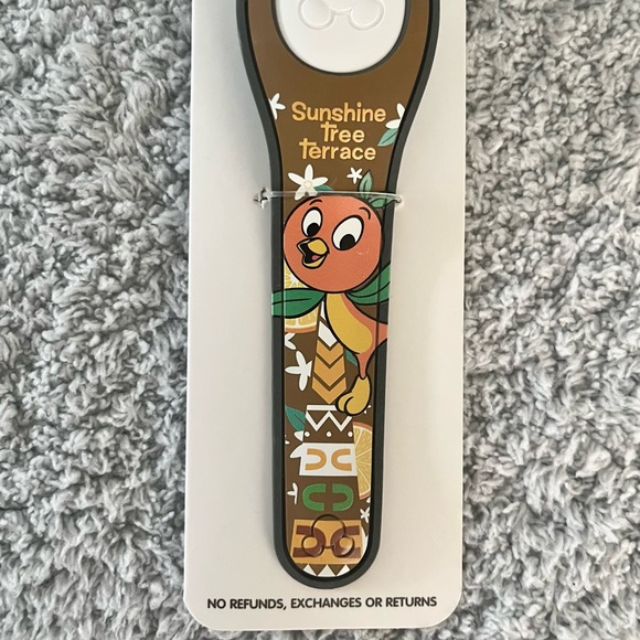 Disney | Accessories | New 222 Walt Disney World Annual Passholder ...